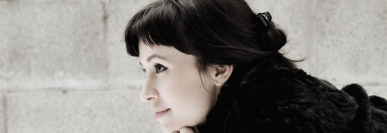 LARA BELLO – sundropproductions